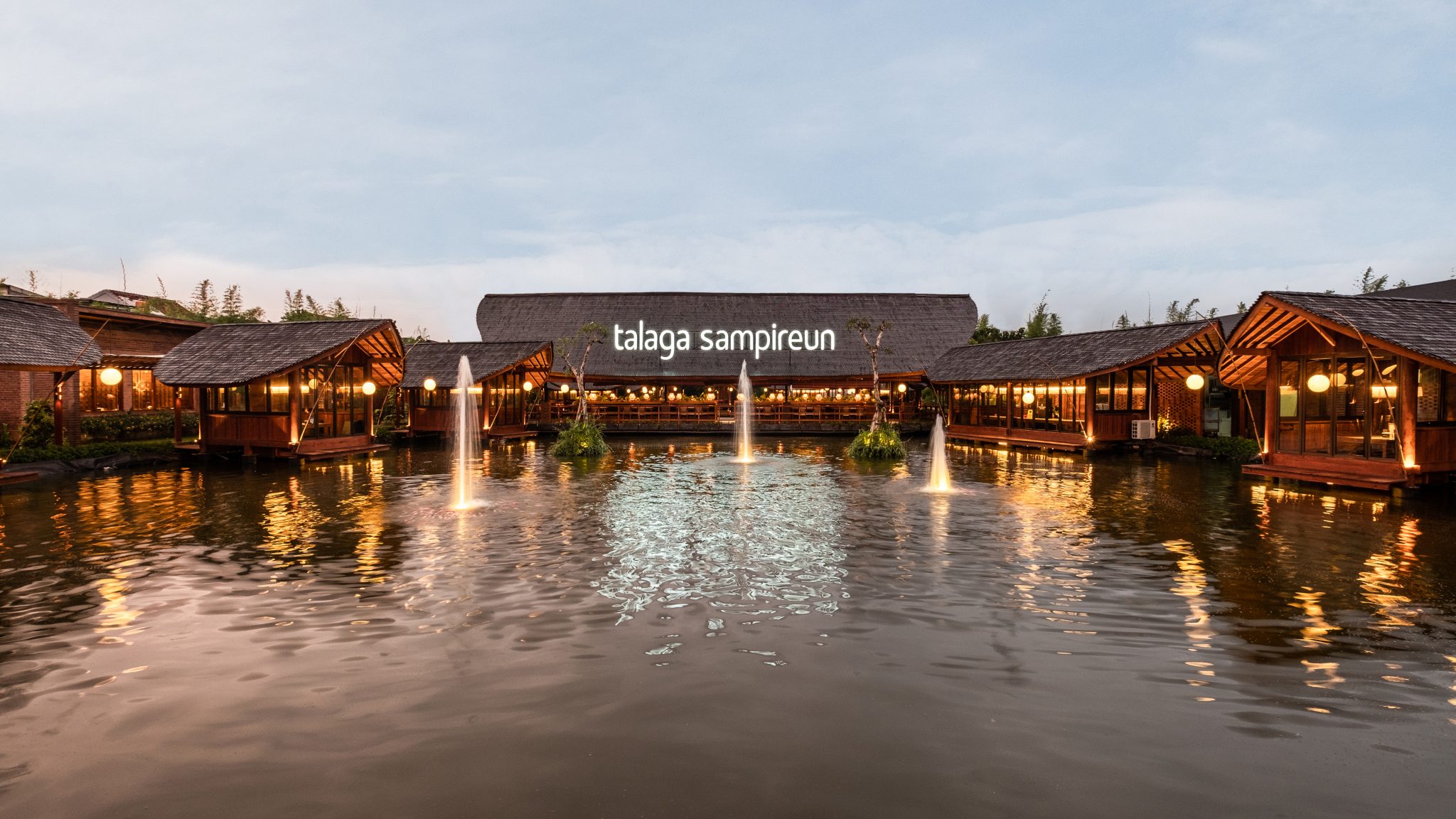 Talaga Sampireun – Traditional Indonesian Culinary Experience