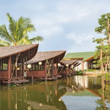 Talaga Sampireun - Restoran Sunda & Restoran Keluarga